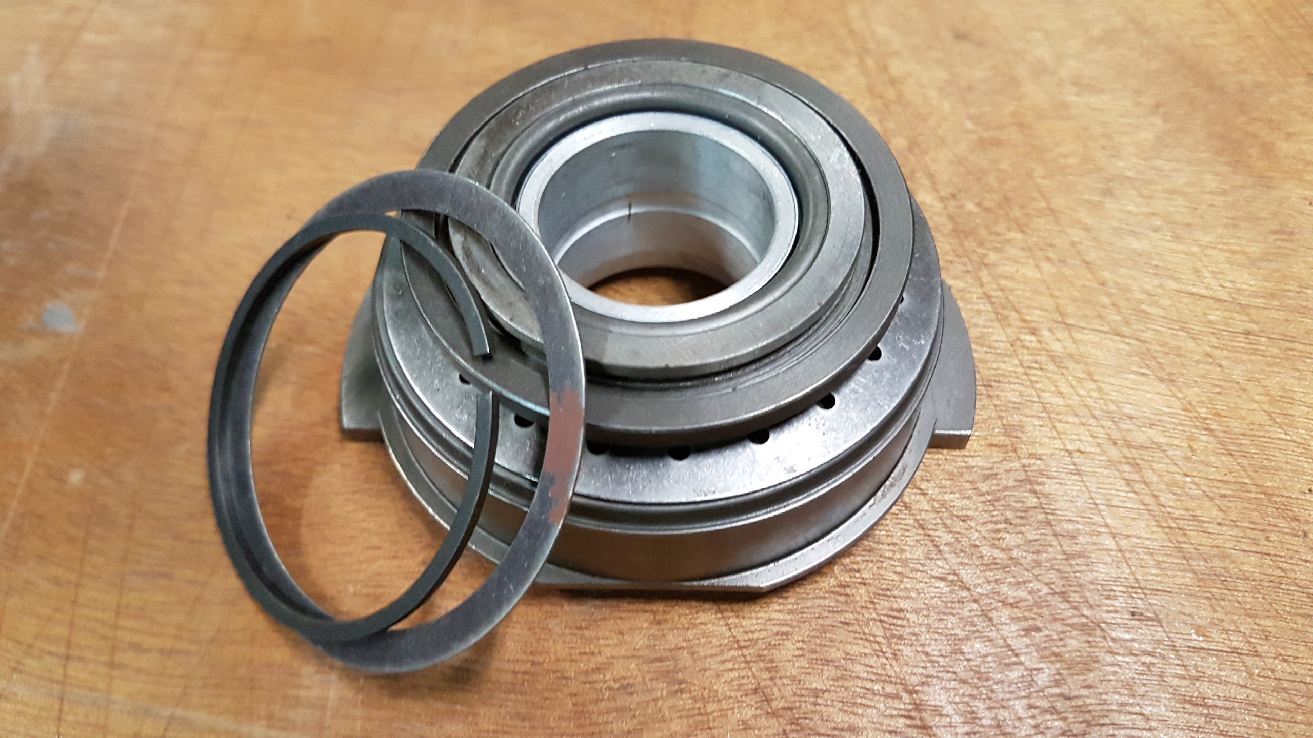 91111608102 Clutch bearing | HERITAGE STOCKS - Original Parts