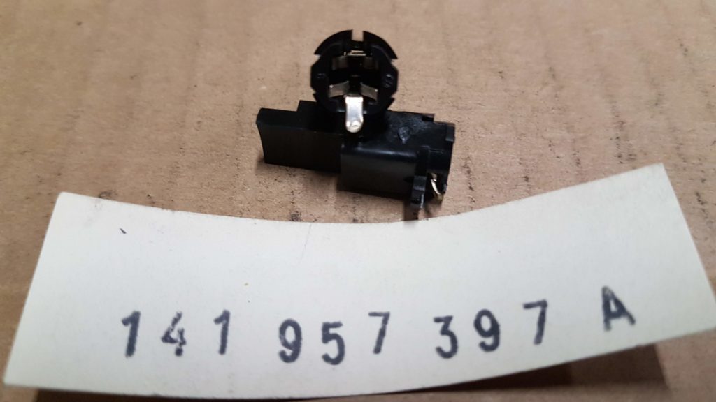 141957397A Bulb socket | HERITAGE STOCKS - Original Parts