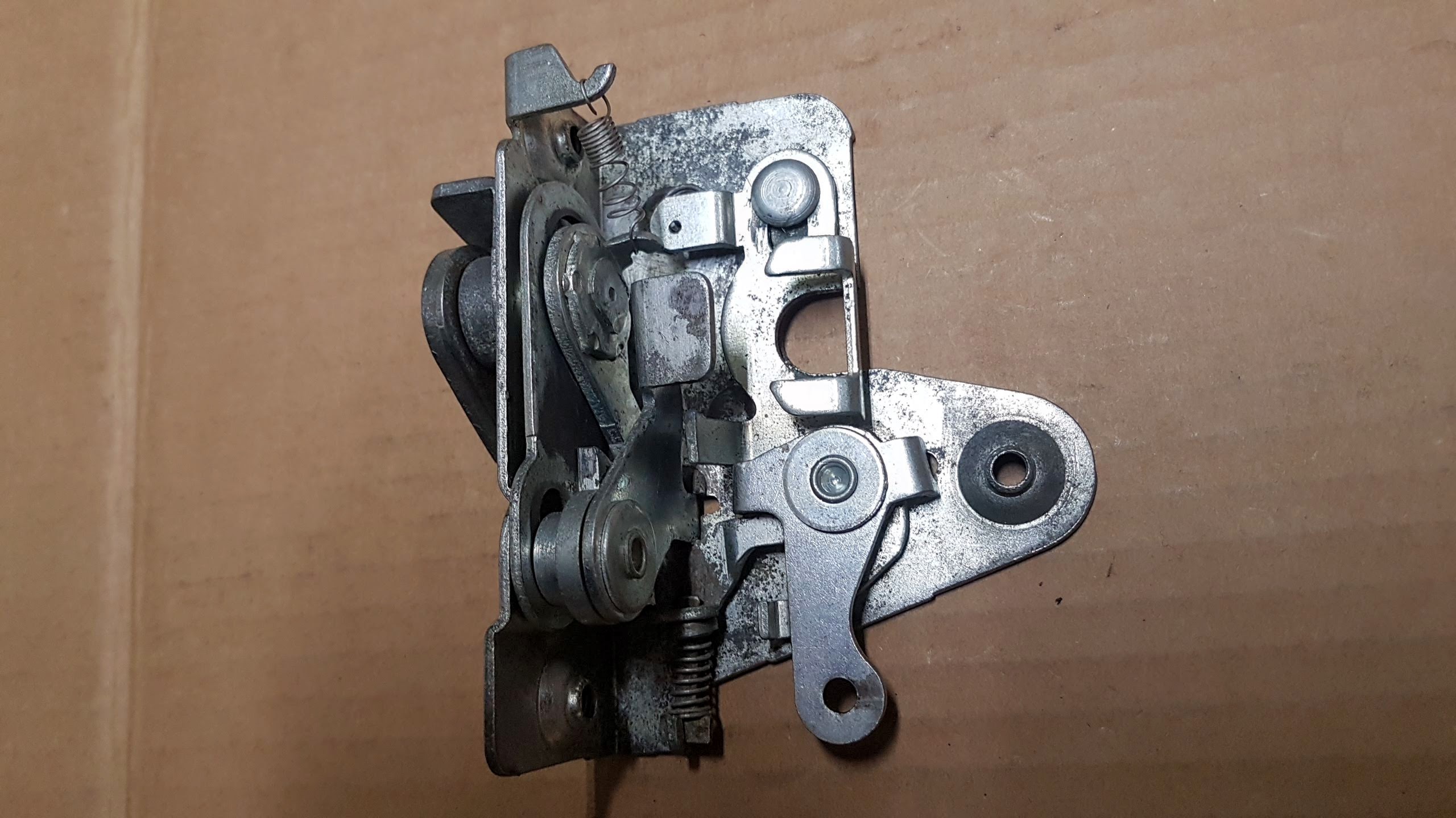 211837016D Door lock | HERITAGE STOCKS - Original Parts