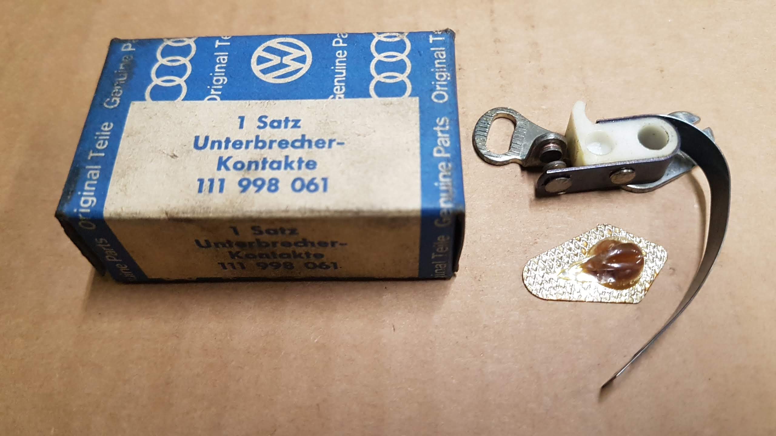 111998061 Ignition points set | HERITAGE STOCKS - Original Parts
