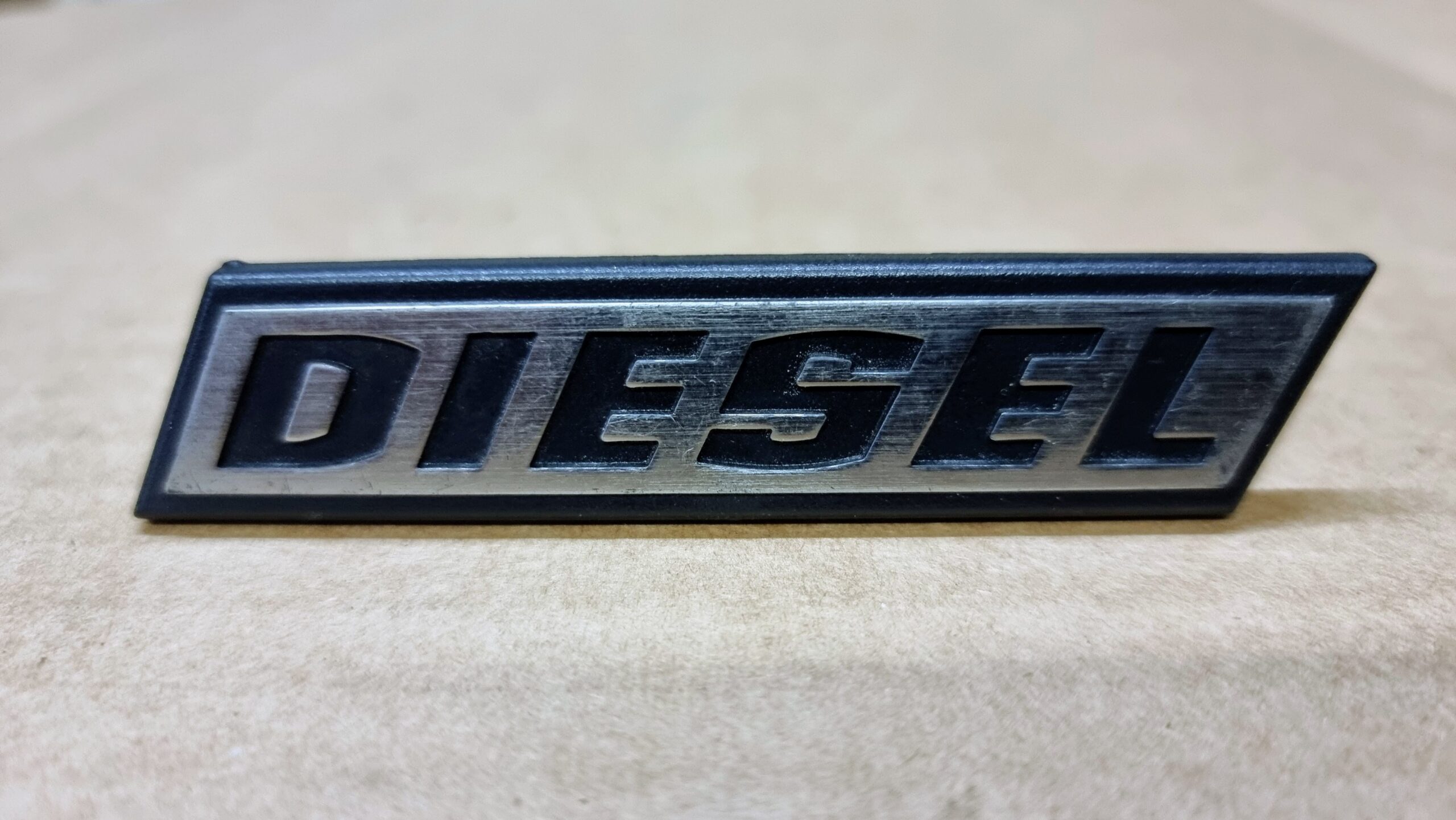171853679A Sign "DIESEL" | HERITAGE STOCKS - Original Parts