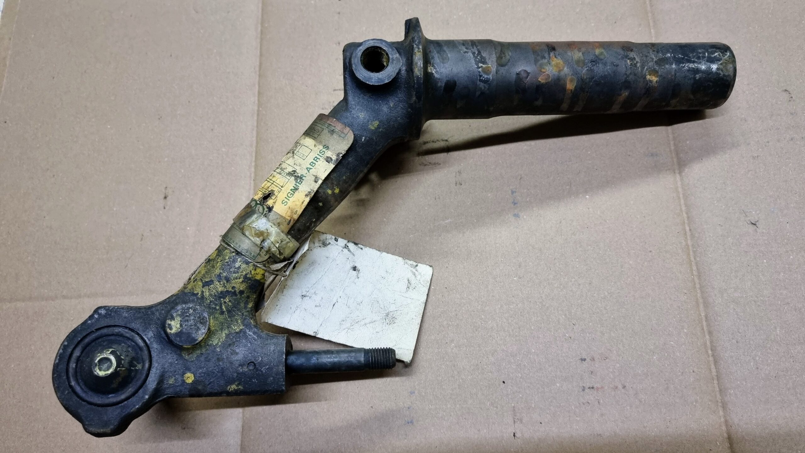 181405151A Torsion arm | HERITAGE STOCKS - Original Parts