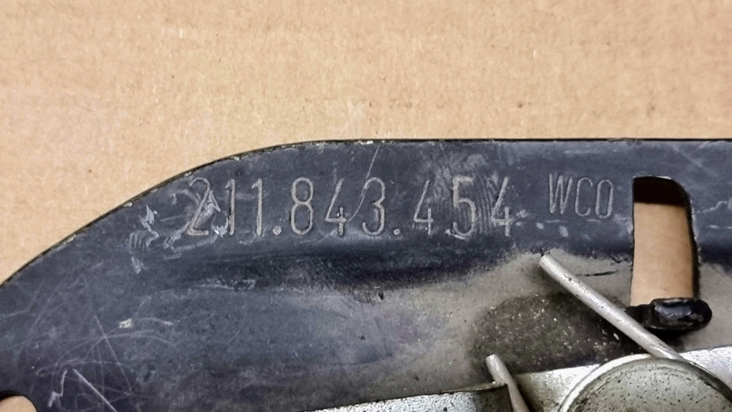 211843444A Door lock | HERITAGE STOCKS - Original Parts