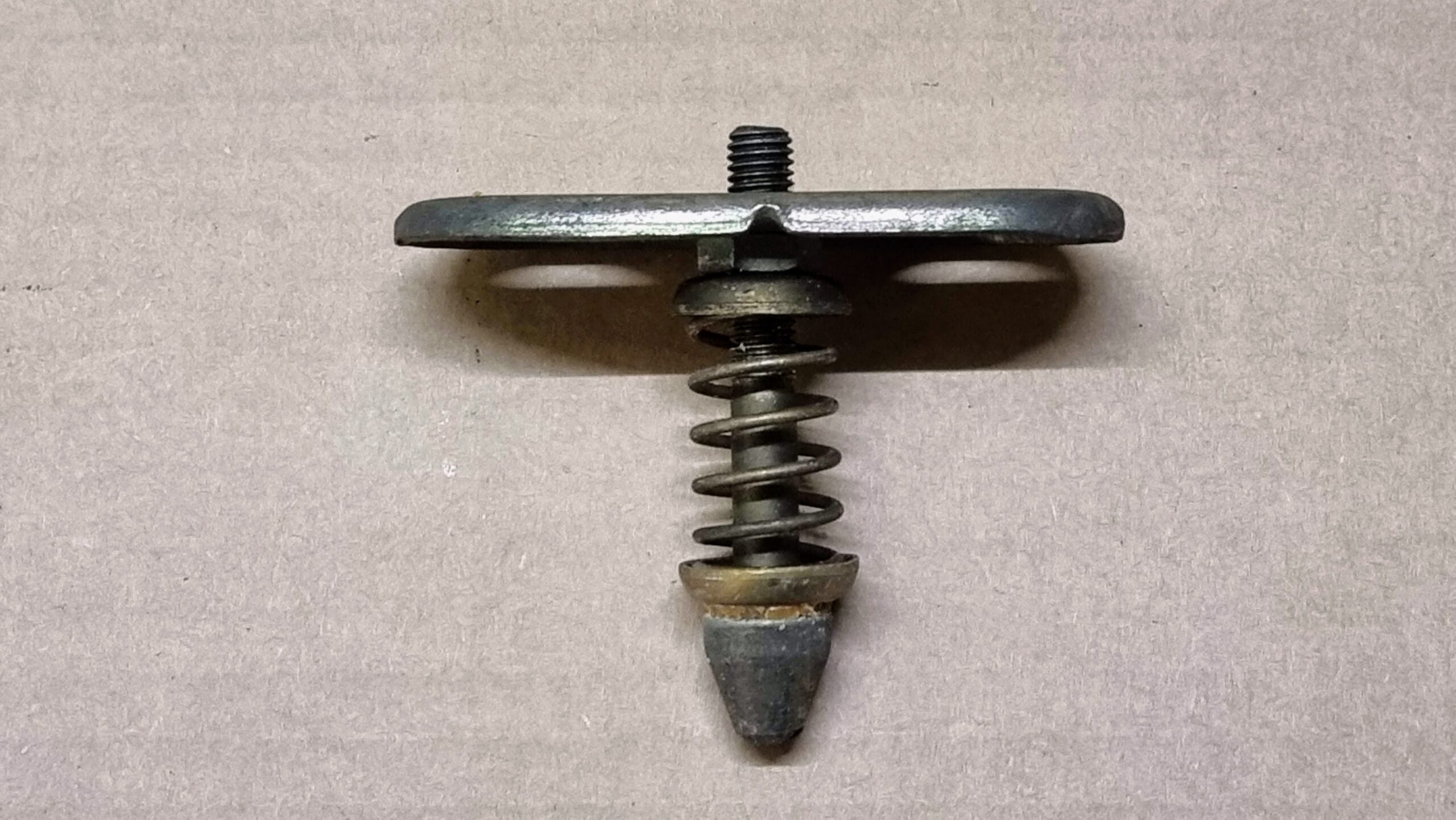 311827507 Lock pin carrier | HERITAGE STOCKS - Original Parts