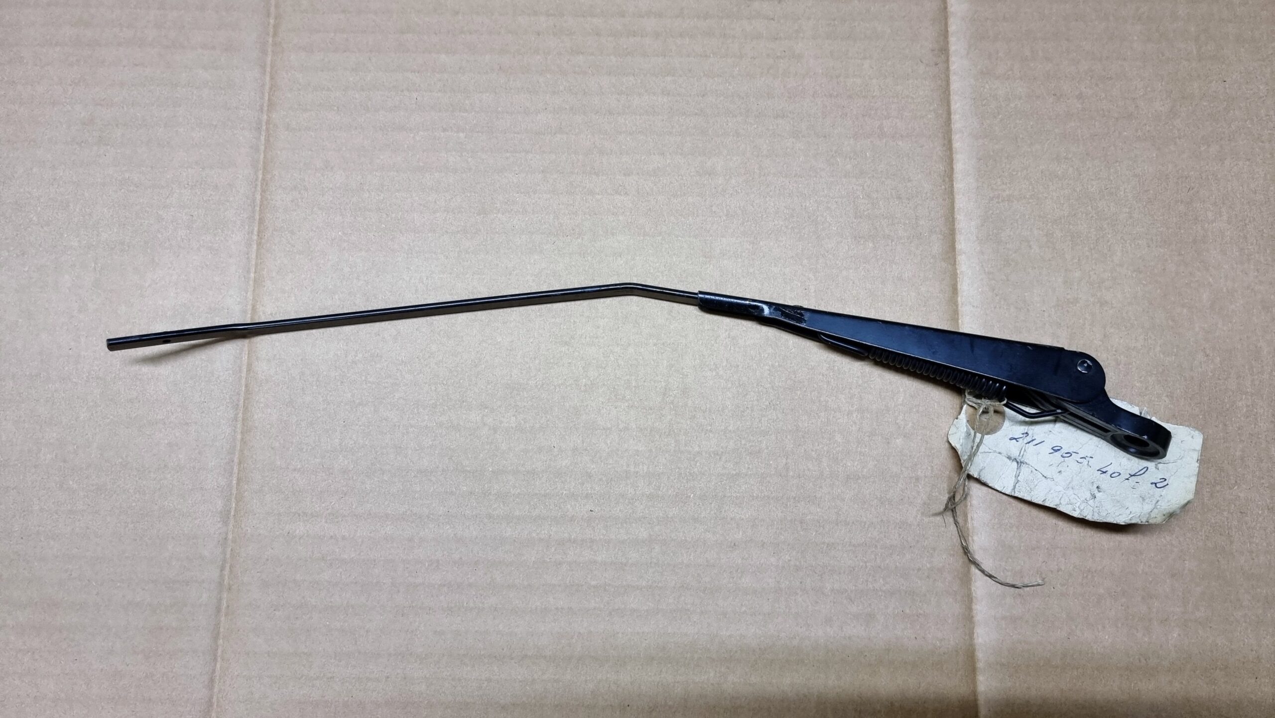 211955407.2 Wiper arm | HERITAGE STOCKS - Original Parts