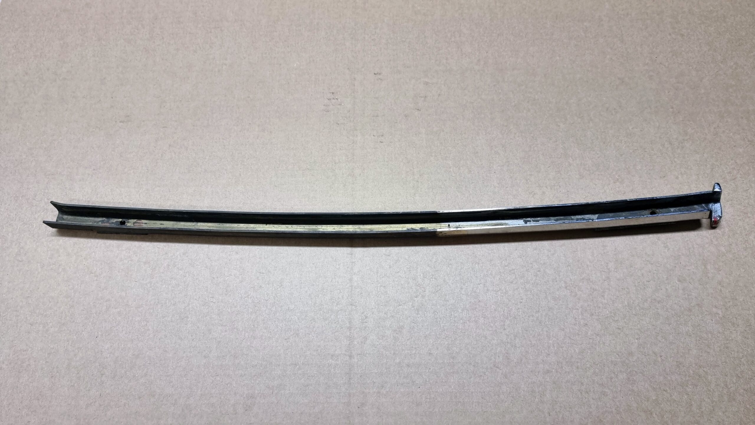 90154202340 Guide rear | HERITAGE STOCKS - Original Parts