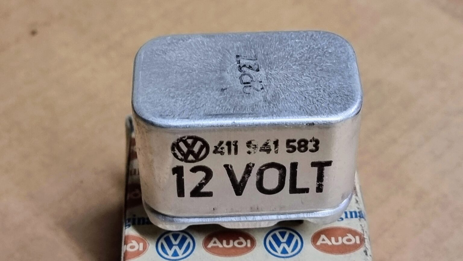 411941583 Relay 12v 100W | HERITAGE STOCKS - Original Parts